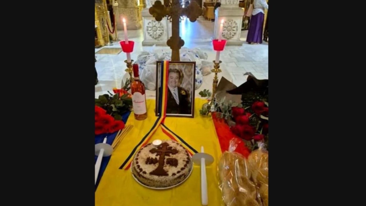 9 ani de la moartea lui Corneliu Vadim Tudor. Imagini de la parastas ...